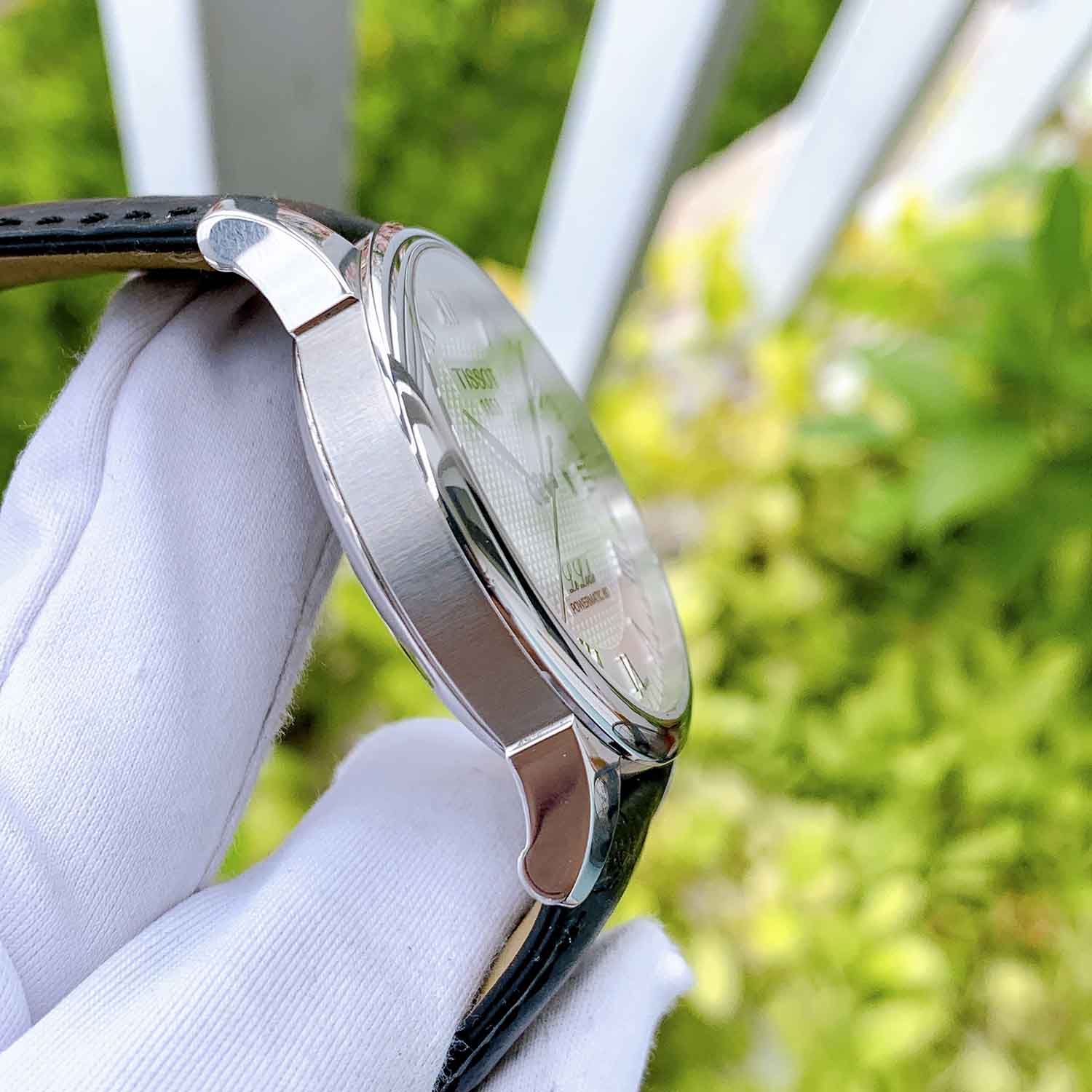 TISSOT LE LOCLE POWERMATIC T006.407.16.033.00 T0064071603300 like new